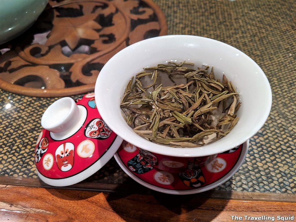 Review: Grossly overpriced tea at the Lao She Teahouse in Beijing - The ...